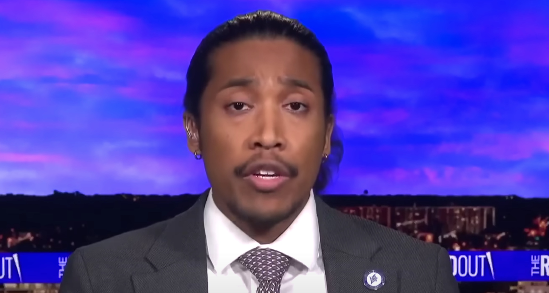Democrat Criticized For Refusing To Lead Pledge Of Allegiance Says He